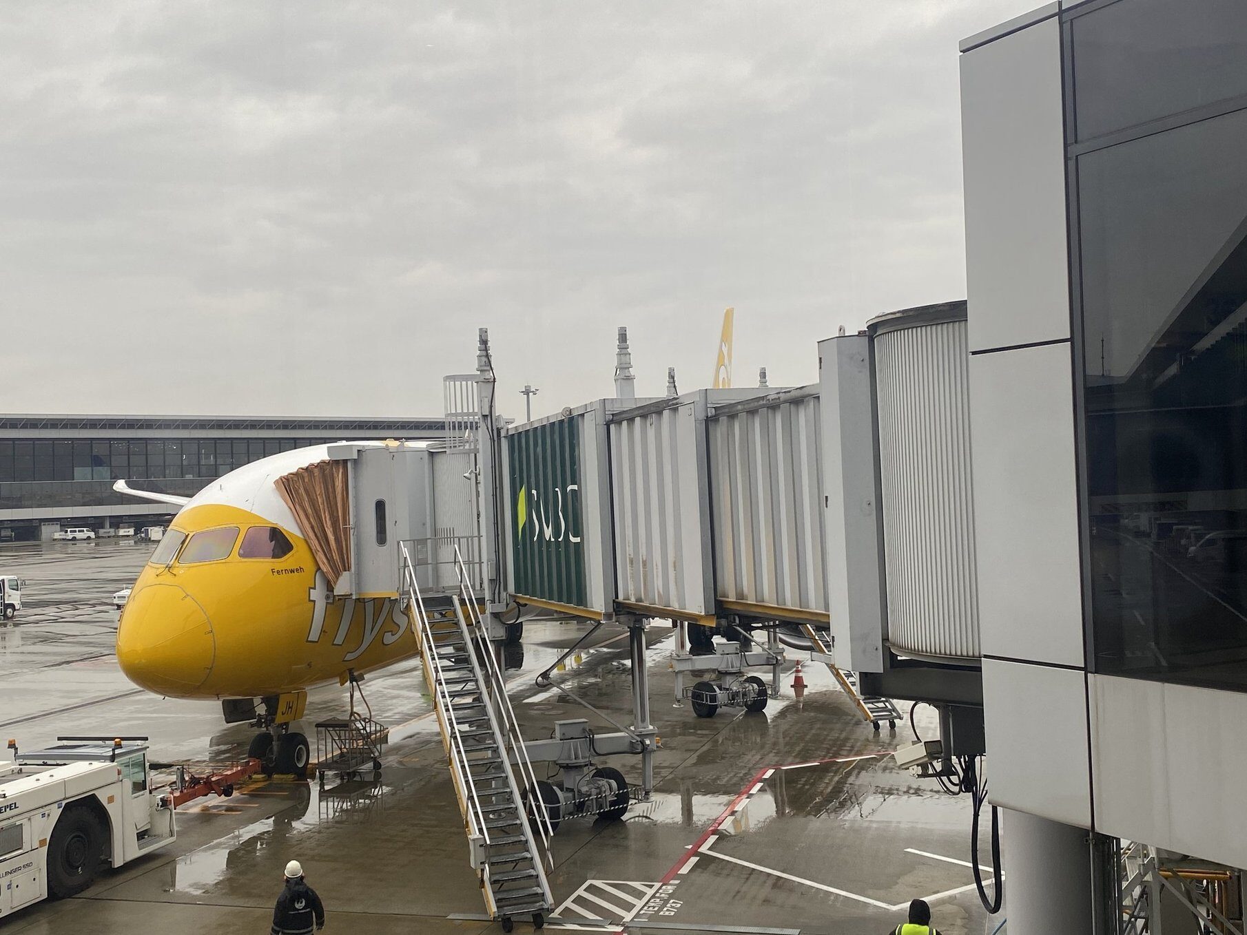 【搭乗レビュー】成田と台北を繋ぐスクート航空のTR899便、TR898便エコノミークラスの機内 | ぽちの旅ログ