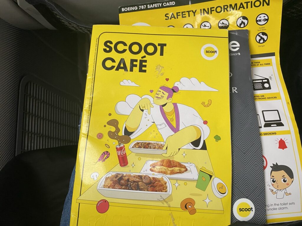 【搭乗レビュー】成田と台北を繋ぐスクート航空のTR899便、TR898便エコノミークラスの機内 | ぽちの旅ログ