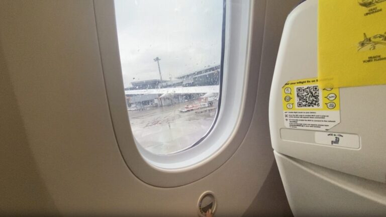 【搭乗レビュー】成田と台北を繋ぐスクート航空のTR899便、TR898便エコノミークラスの機内 - 上京OLの上京ライフ